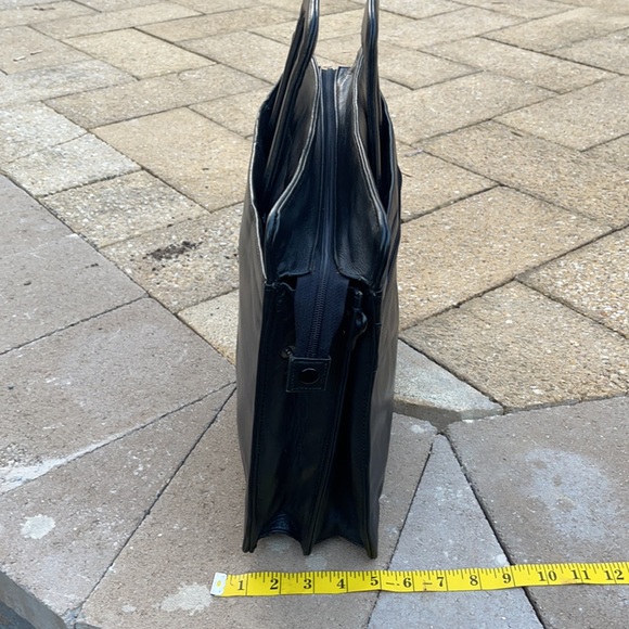 satchi | Bags | Satchi Leather Briefcase | Poshmark